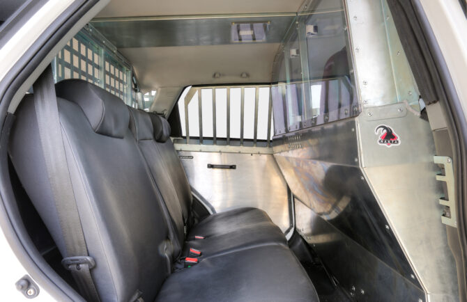Detention Cell Inside a police vehicle - Rasta 4x4